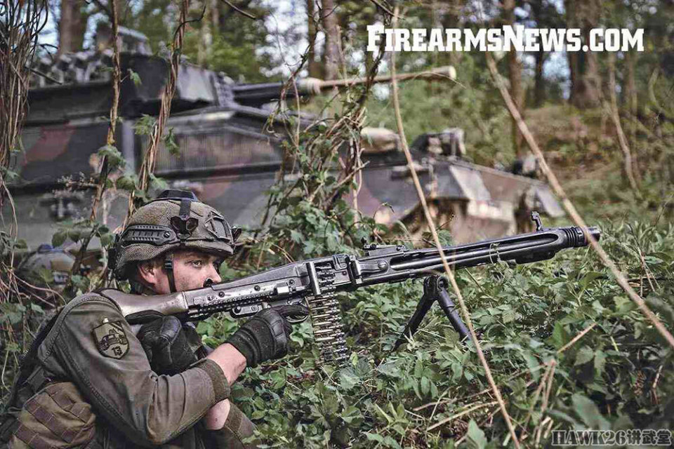 评测：奥地利斯太尔MG74通用机枪 最出色的MG42现代终极版本_腾讯新闻