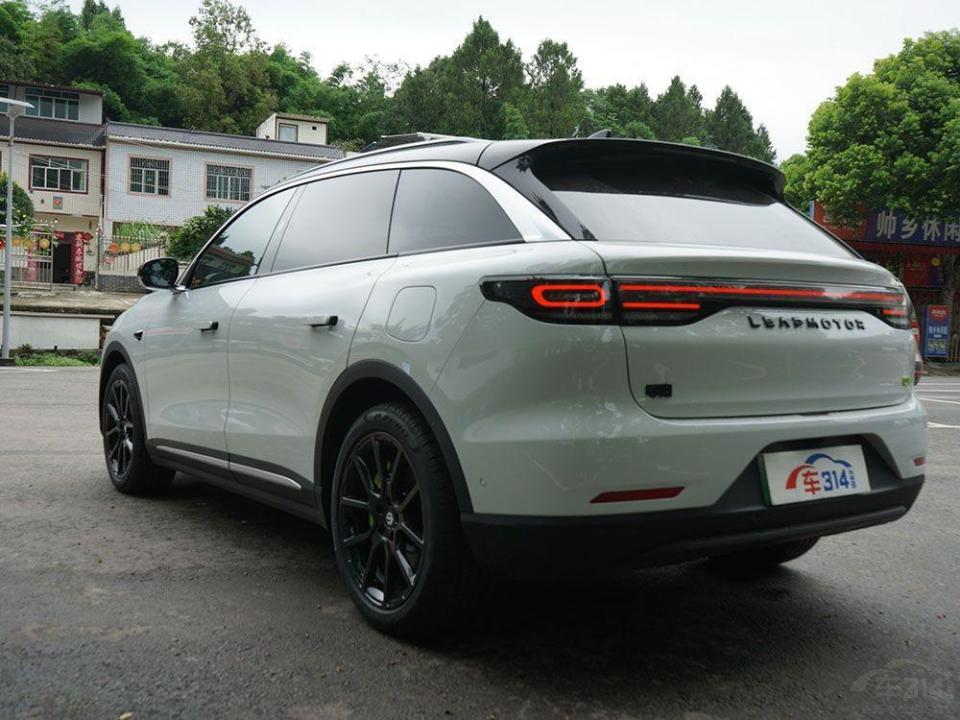 15W+增程SUV，深蓝S7和零跑C11治愈续航焦虑_腾讯新闻