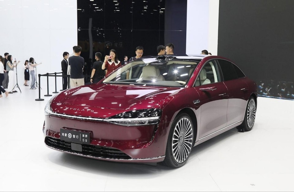 北汽掀桌子了！享界S9增程版31.8万起，56e后路被封？_腾讯新闻