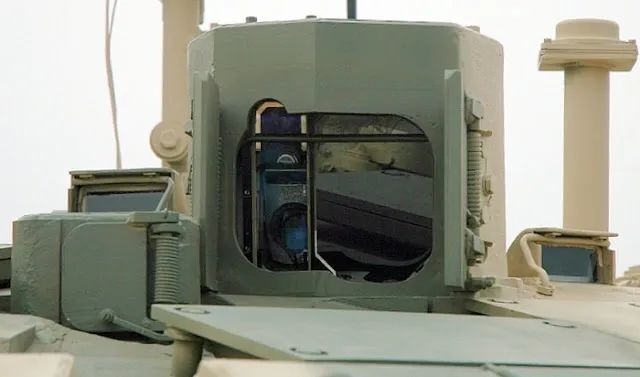 白俄罗斯也在改造T-72，推出新型T-72BM2坦克增强防护_腾讯新闻