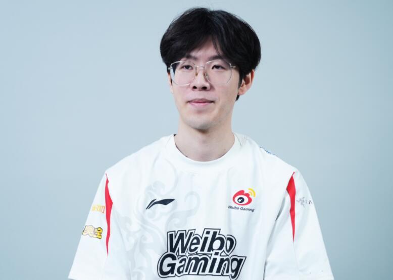 LPL官方带节奏，放出Bin和theshy数据对比，他并不是很强