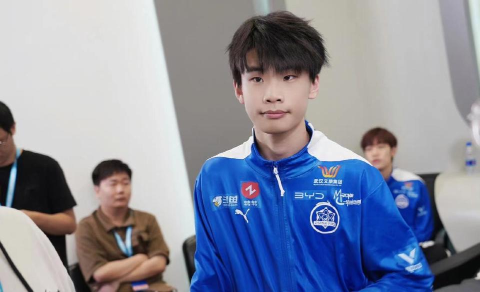 AG“爆冷”1-3eStar，Cat调侃阿蛋被打脸，S组晋级形势更乱了_腾讯新闻