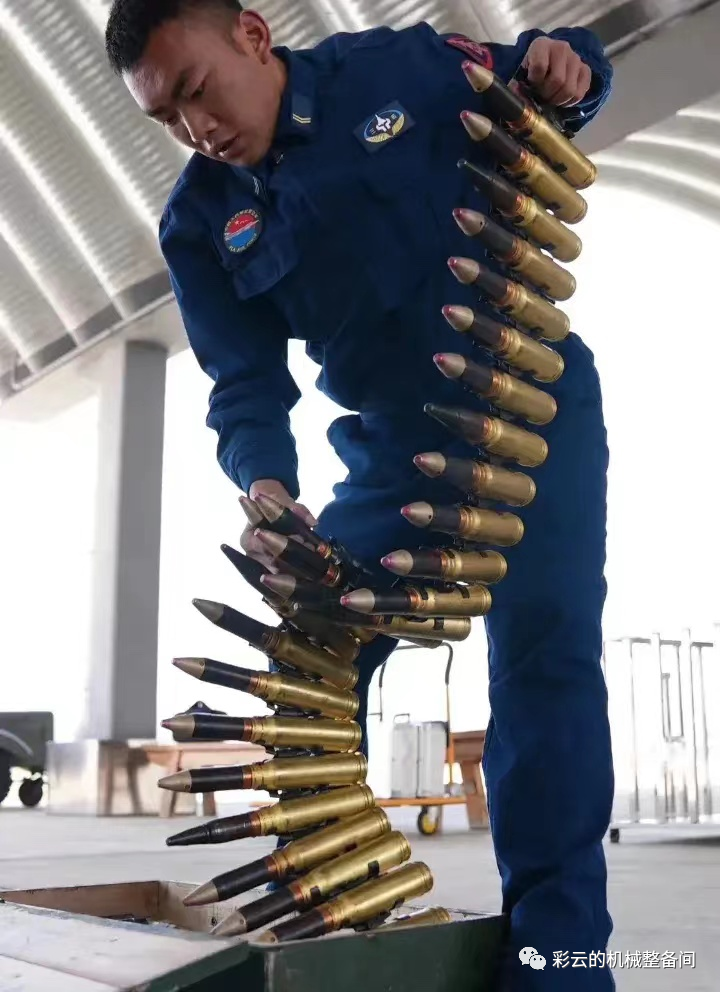 GSh-301前传：努德尔曼NR-30航炮，这可能也是东大装备最多的苏系航炮_腾讯新闻