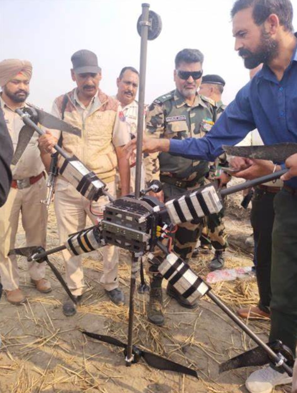 印媒：印度防空部队击落600多架巴基斯坦无人机_腾讯新闻