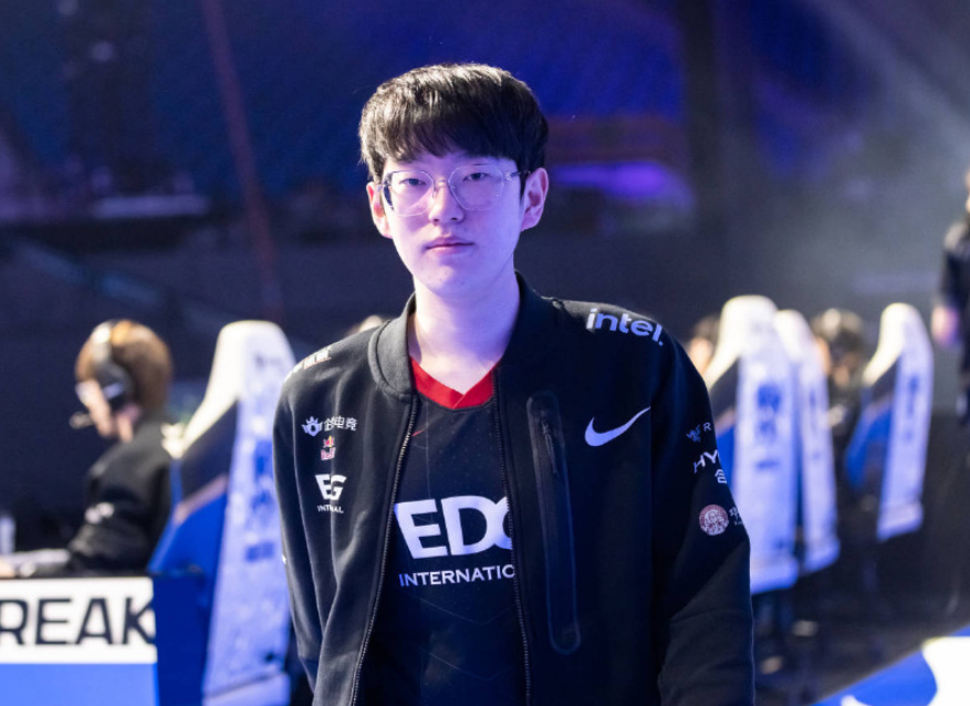 再见Scout？EDG试训crying，战绩曝光！训练赛暴打V5新阵容