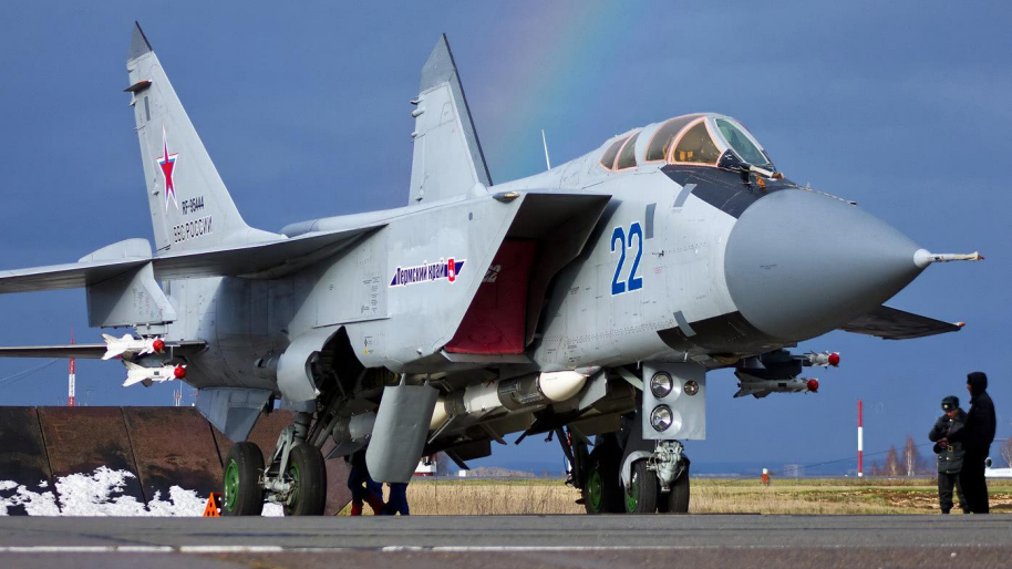 213千米！俄R-37M又刷新世界空战纪录，中国“霹雳-17”也不逊色_腾讯新闻