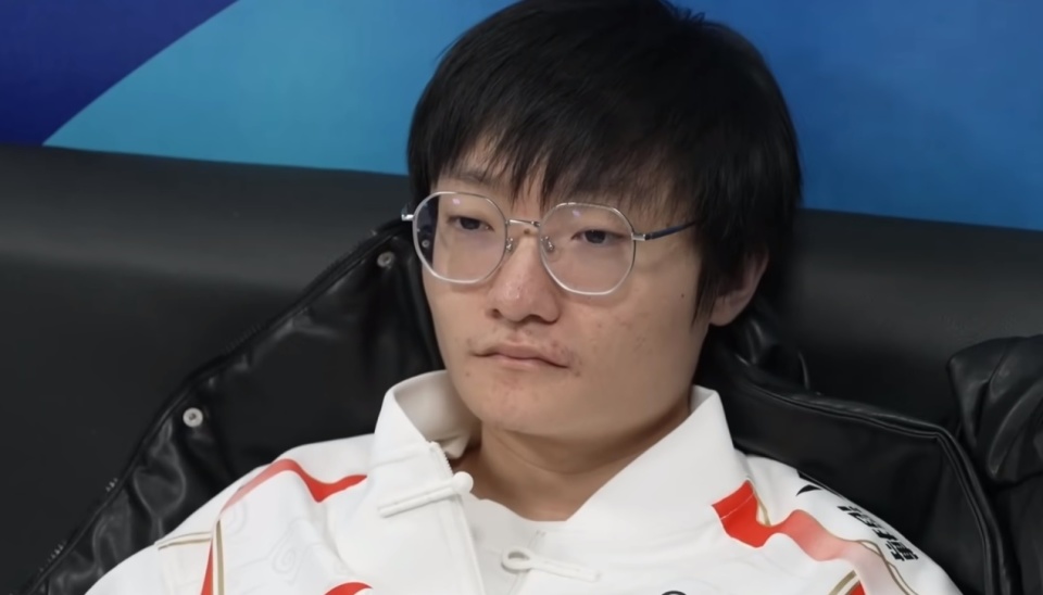 LPL开启杀戮模式，横扫韩国队DK！小虎瑞兹封神，小天盲僧杀疯了_腾讯新闻