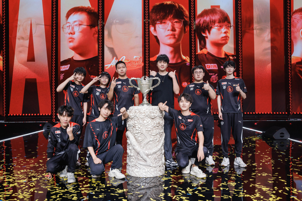 AG包揽夏季赛最佳一阵，二阵KSG占据四席，Fly力压轻语入围_腾讯新闻