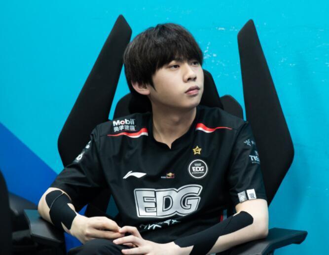 EDG战胜OMG，一项尴尬的数据更新，Ale获得第一名却觉得丢人_腾讯新闻