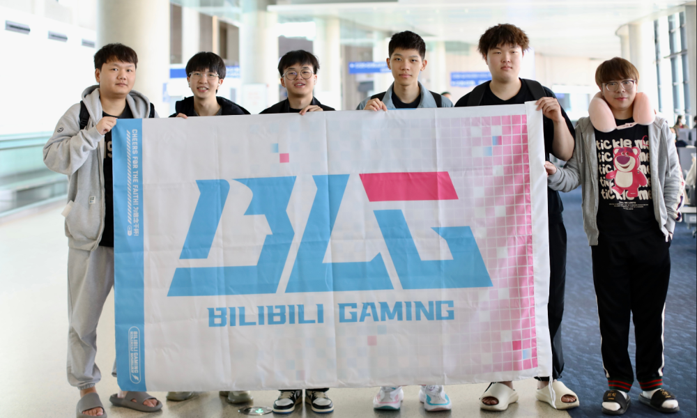 BLG经理：给Tabe的薪资是LPL前3！签合同前，他临时提额外要求_腾讯新闻