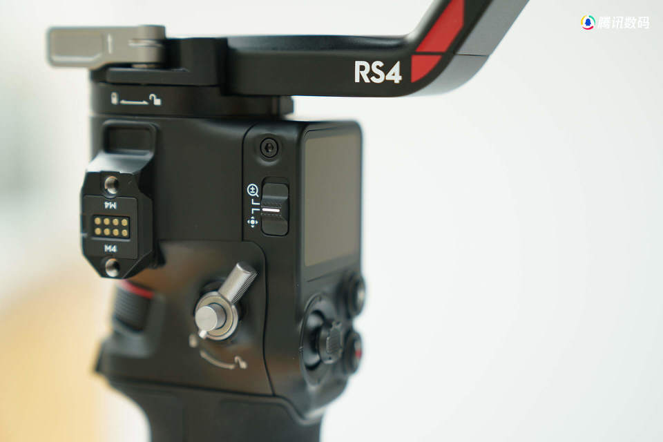 DJI RS4评测：Pro功能下放，大疆模糊了个人和商用稳定器边界_腾讯新闻