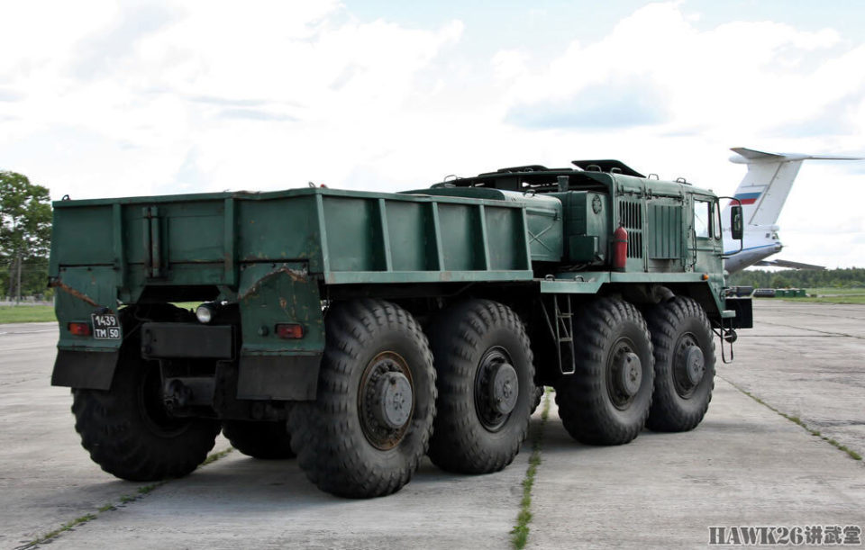 图说：MAZ-537重型牵引车“苏联暴力美学”的代表 正在逐渐远去_腾讯新闻