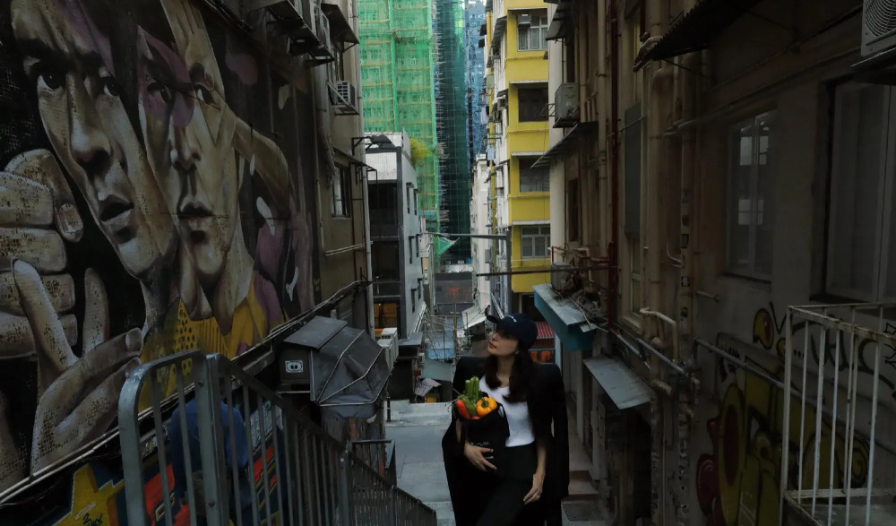 郭晶晶最新采访曝光，分享嫁入霍家后的生活，一家人普通话都很溜_腾讯新闻