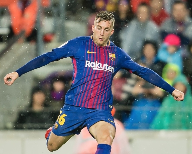 煎熬408天！29岁白小罗或退役：3次膝盖重伤，巴萨官方祝福_腾讯新闻