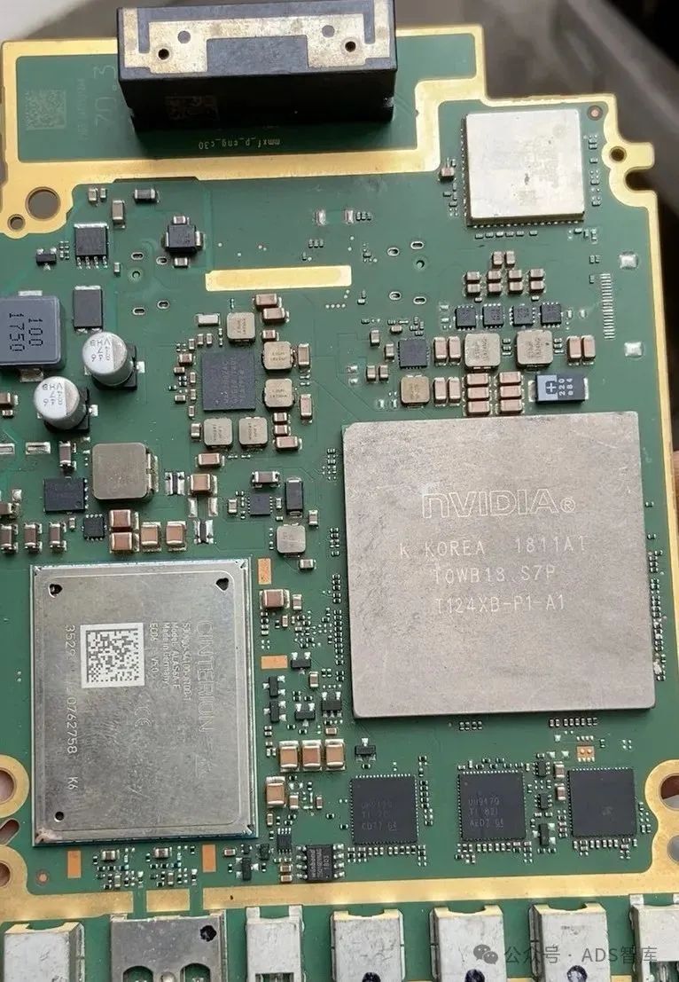 12 个智能驾驶及智能座舱控制器 PCB 板大赏_腾讯新闻