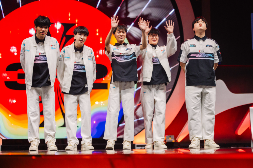 BLG击败T1，Bin成连续三年MSIBO5战胜T1第一人_腾讯新闻