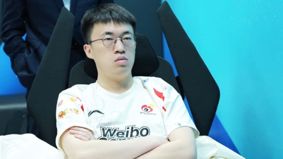 LPL最菜05后选手诞生！被暮年老头对位MVP，Meiko刷新菜的下限_腾讯新闻