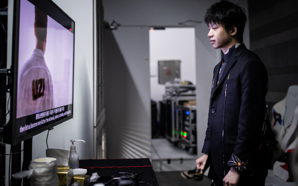 Deft全新专访上架，T1队长赢得认可，EDG厂长再次被点名