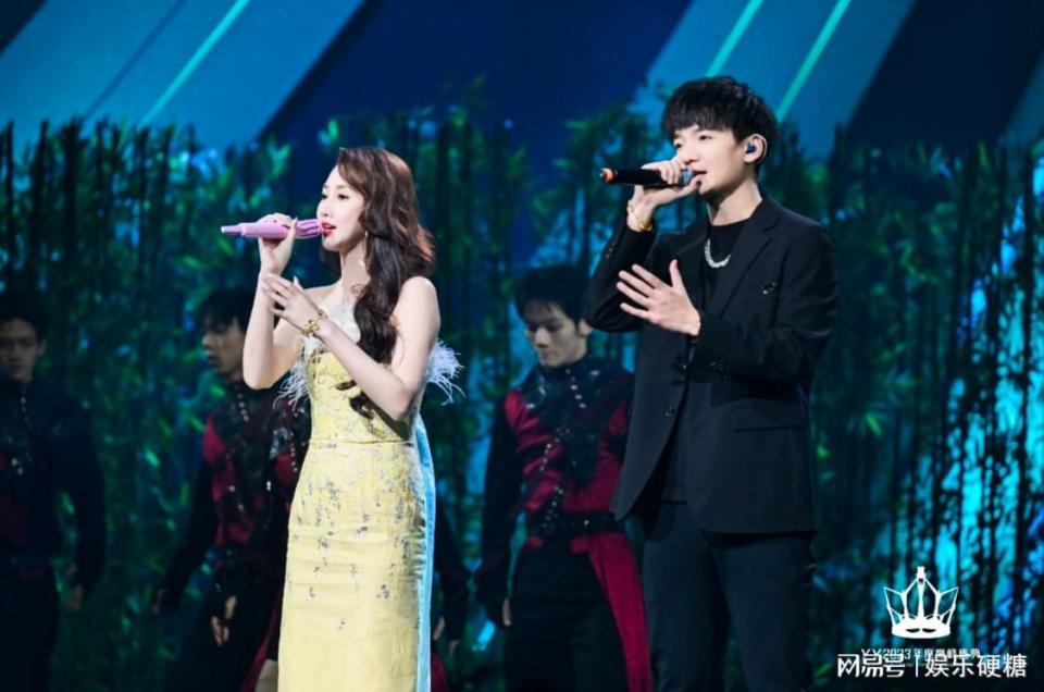 YY2023年度巅峰盛典圆满落幕，明星齐聚数字人亮相_腾讯新闻