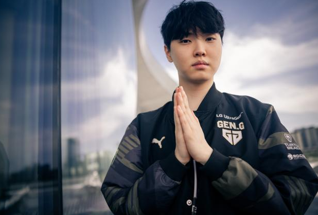 联赛之王Chovy与knight：世界上的另一个我_腾讯新闻