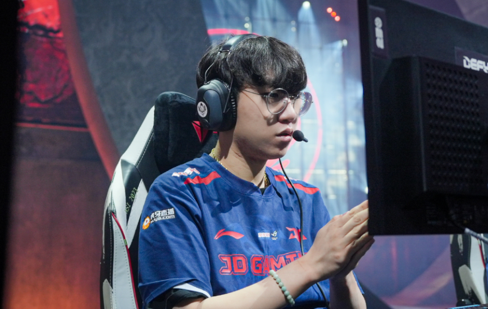 巅峰Uzi到底有多猛？各知名选手的评价，Ruler最服气_腾讯新闻