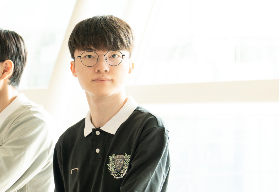 Faker个人皮肤盘点，S14夺冠后已升至9款，超越大部分英雄的皮肤_腾讯新闻