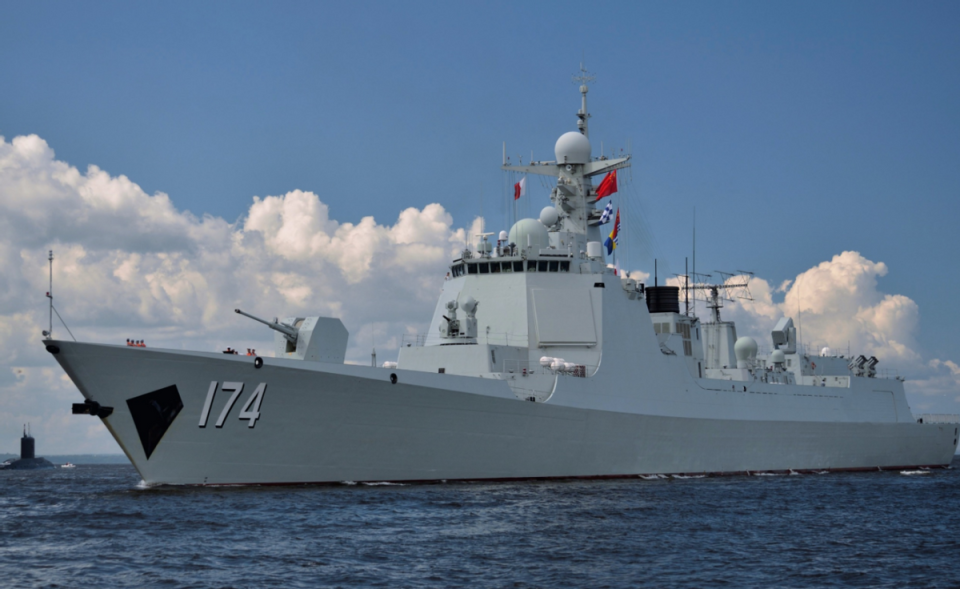 首批055全部服役，第二批在建；中国未来至少需要30艘055和6航母_腾讯新闻