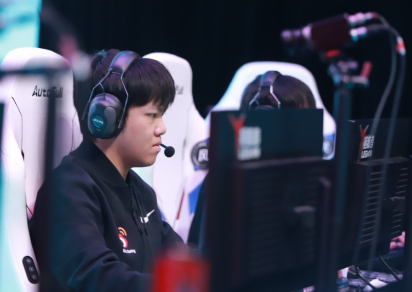 恭喜Angel！RNG终于官宣了！官博：前WBG中单Angel正式加入