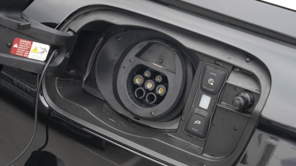 奥迪A5L将国产，入门只给1.5T，25万内能圆梦奥迪？_腾讯新闻