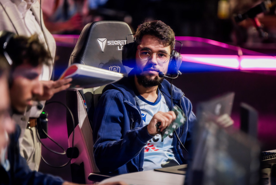 Adam神王盖伦打出四次单杀，BDS让二追三战胜PSG晋级正赛_腾讯新闻