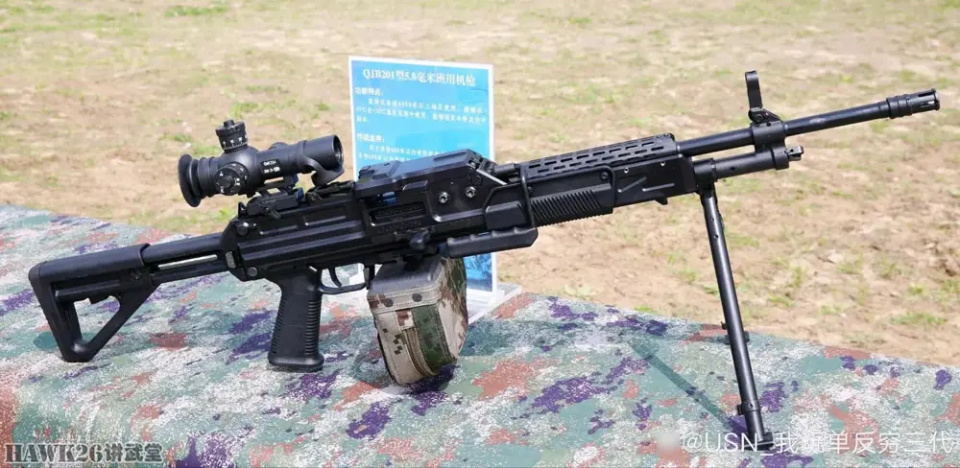 海外谈中国：QJB-201轻机枪采用双路供弹 大幅提升步兵班作战能力_腾讯新闻