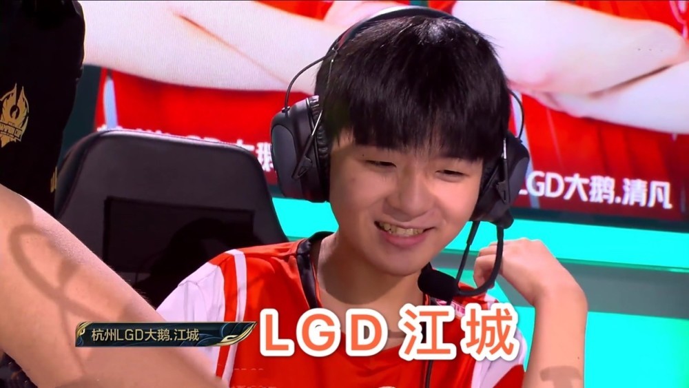 3日转会瓜汇总，信息量极大，TTG、LGD大换血，蓝柚再现转会市场