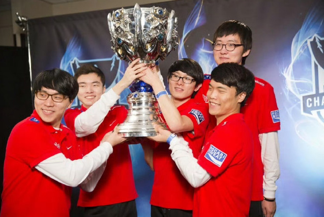 韩国福布斯名人榜公布，faker冲进第六名，唯一的一位电竞选手_腾讯新闻