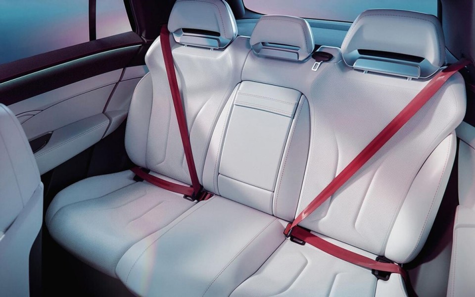 Model B即将量产！NEDC续航500km，零百加速3.9秒_腾讯新闻