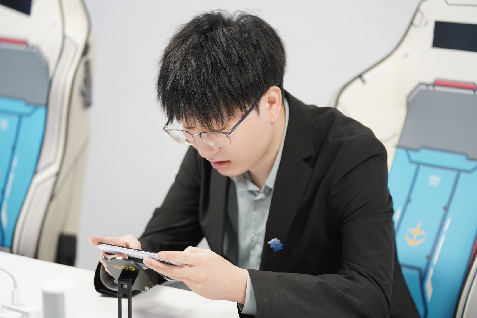 TTG豪华教练组集结完毕，Kear回到上海，发文暗示归队