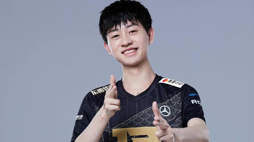 RNG零比二不敌LNG，没“虎明”真的支愣不起来，Angel惨成背锅侠