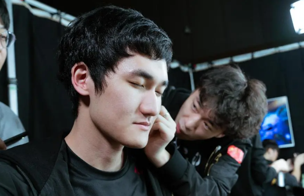 继Crisp之后，WBG欢迎Karsa进队，Theshy成为主角