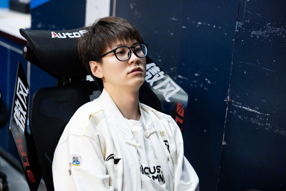 Meiko知道错了，输AL后努力加练到凌晨！iG股东官宣主场落地上海_腾讯新闻