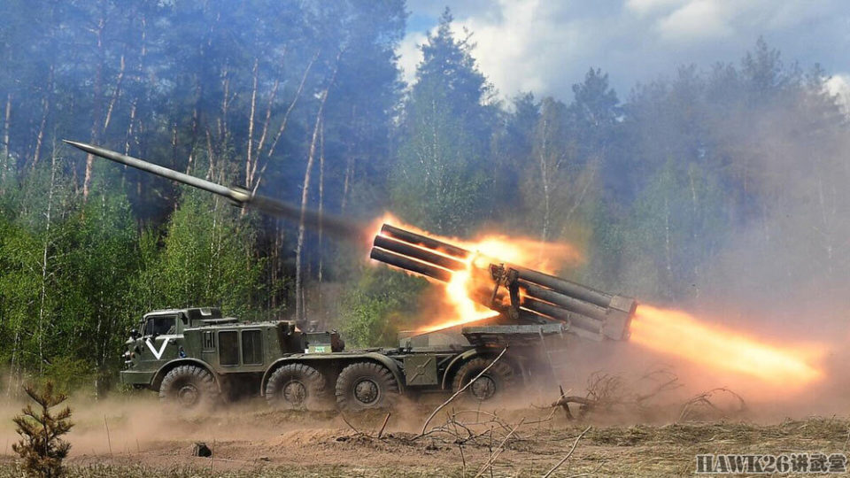 细说：俄罗斯新型火箭炮神秘现身 引出一段9K57“飓风”三国演义_腾讯新闻