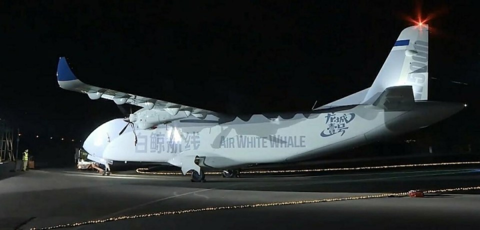 白鲸航线W5000首次公开亮相 全球最大的货运无人机 有效载荷高达5吨_腾讯新闻