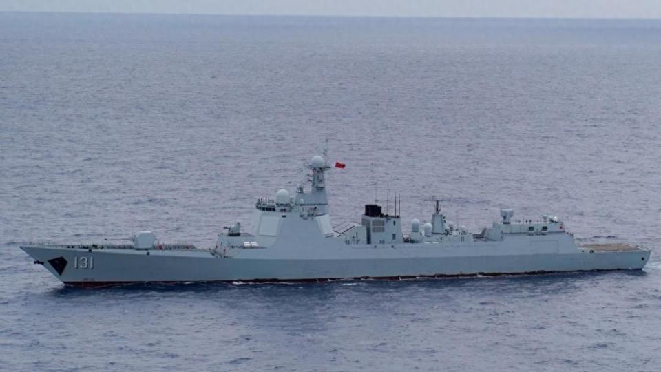 万吨海警船急需支援！海警版052D悄然问世，日本已有16艘更强的？_腾讯新闻