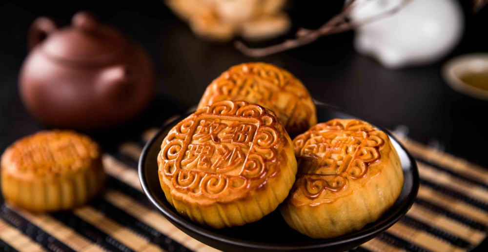 明日中秋，6种传统食物记得吃，顺应时节寓意好，幸福团圆过佳节_腾讯新闻