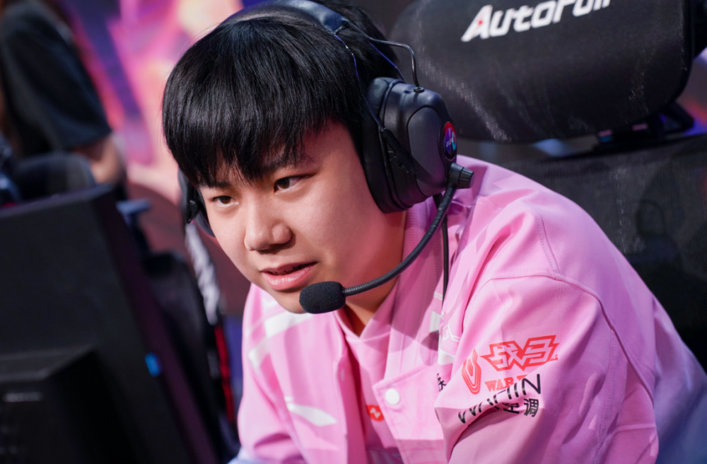 BLG再陷全华班争议！Shadow意大利护照曝光，Bin曾说要五个中国人夺冠_腾讯新闻