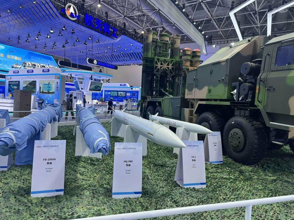 海外谈中国：红旗-9BE防空导弹亮相 专为出口市场设计的高端型号_腾讯新闻
