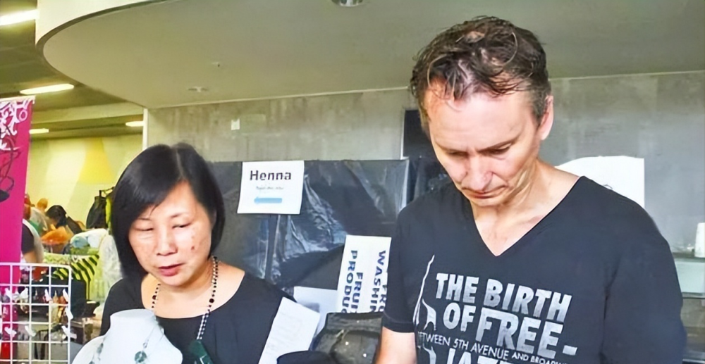 58岁河国荣自杀：入行不易、晚年潦倒，与妻子间的真爱令人动容_腾讯新闻