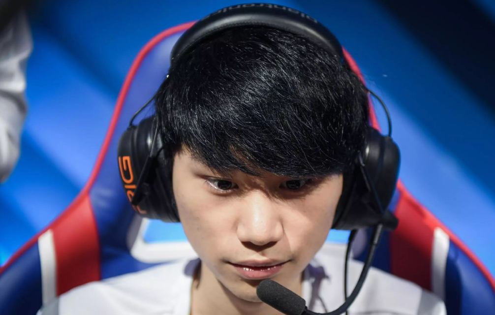 LNG官宣Doinb离队！Doinb：我将暂离赛场决定休息