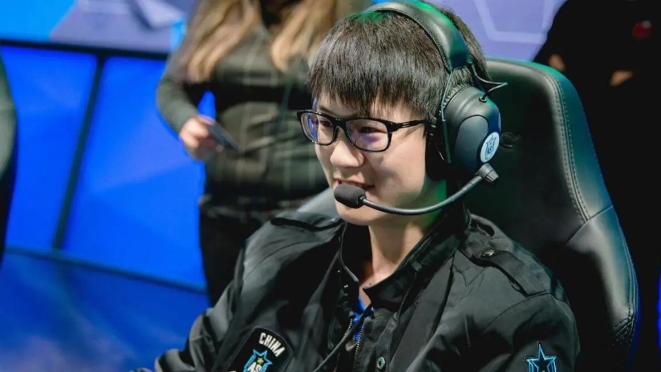 T1前冠军上单失业！Tarzan被爆重回LCK，LPL没有队伍敢要了？_腾讯新闻