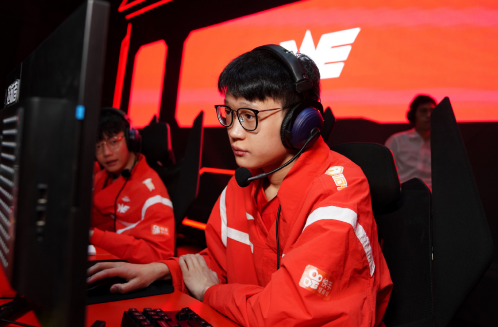 Knight上演高光时刻，WE遭JDG双杀，俱乐部深夜致歉
