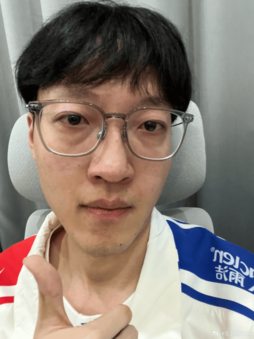 LGD转发Ycx言论：看哭了吹雪，一路走来你的坚持都看在眼里_腾讯新闻
