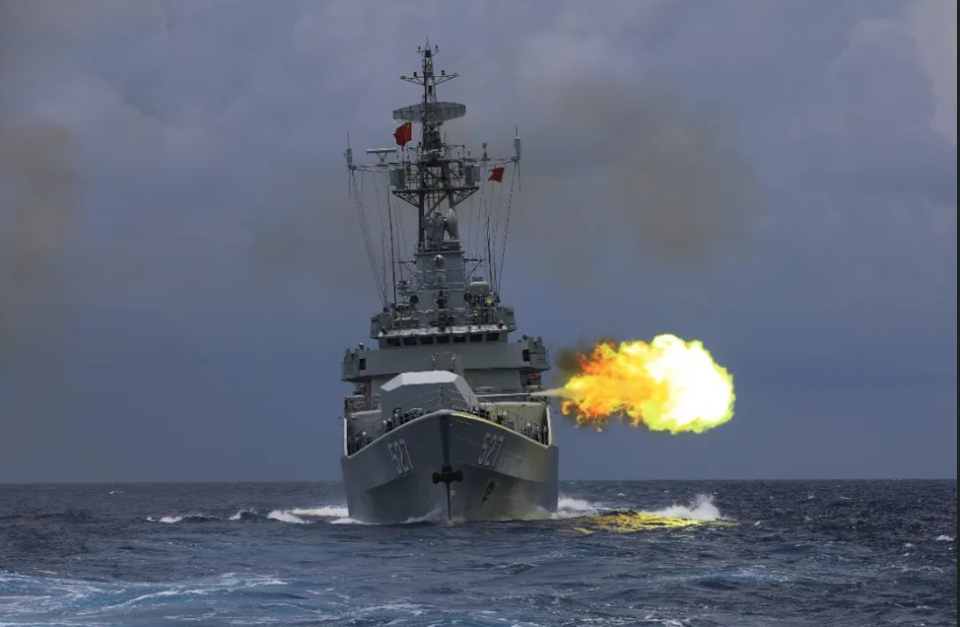 053H3型527洛阳舰，服役20年就退出现役，将成某训练舰支队成员？_腾讯新闻